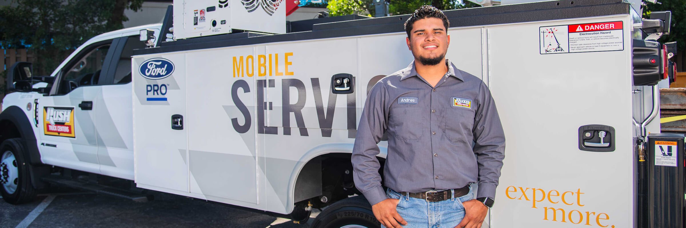 Rush Truck Centers | Ford Mobile Service